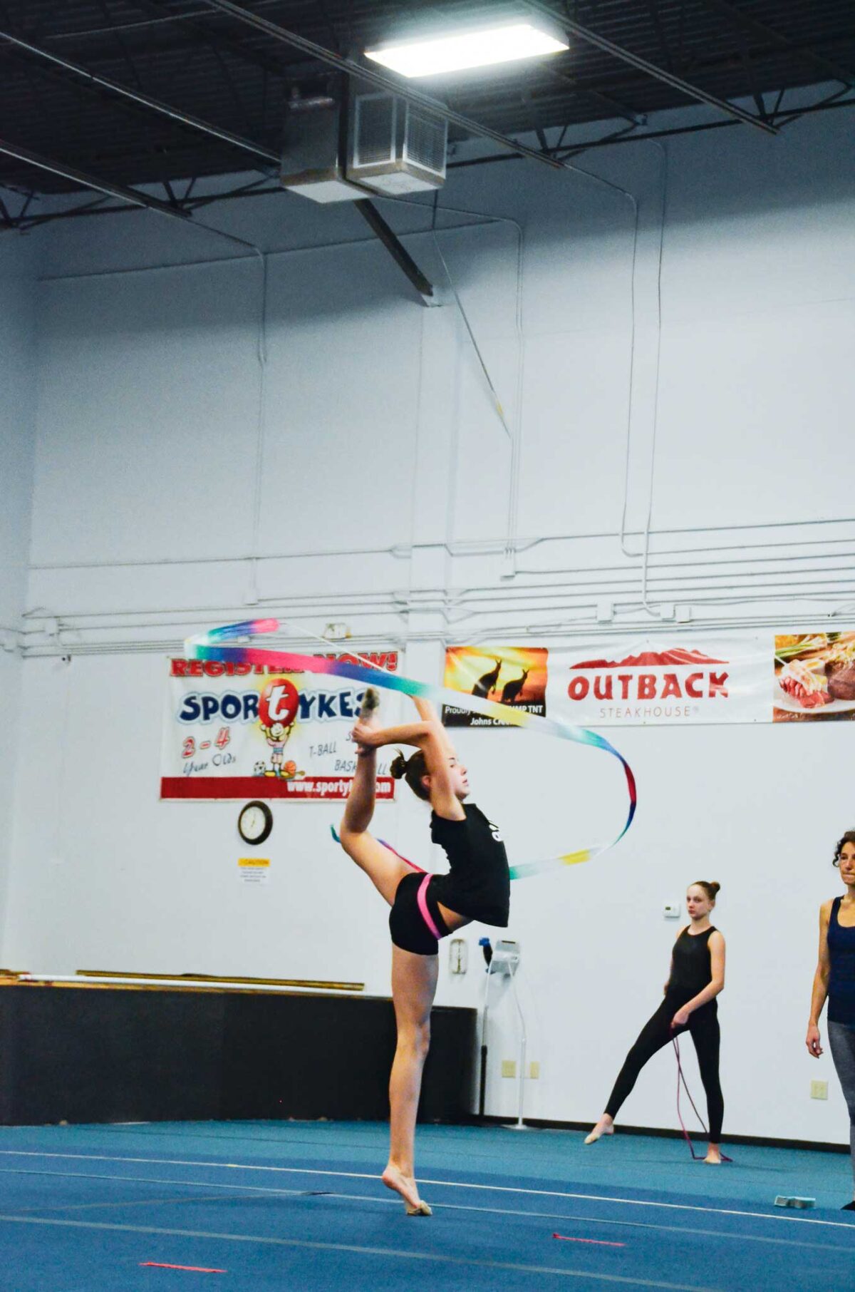 RHYTHMIC GYMNASTICS CLASSES - Jump TNT