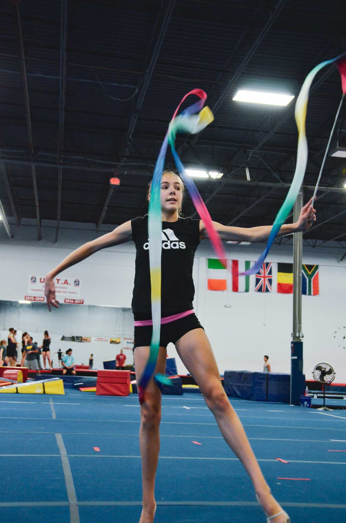 RHYTHMIC GYMNASTICS CLASSES - Jump TNT